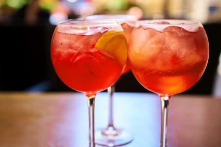 С чем пьют Мартини: как правильно смешивать и какую закуску выбрать